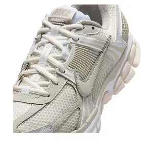 Nike Zoom Vomero - White/light Bone/phantom