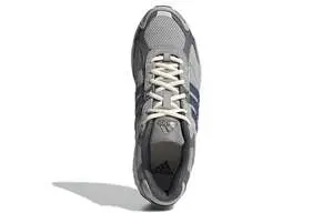 Adidas Response Cl Low Top Sneakers - Dark Grey