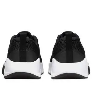 Nike Mc Trainer 3 Athletic Sneakers - Black/white