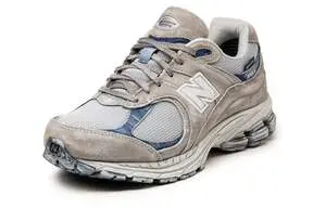 NEW BALANCE 2002r Gore-tex Sneakers - Gray/blue