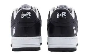 A BATHING APE Sta Low Top Sneakers - Default Colorway