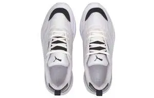 PUMA Lia Sneakers
