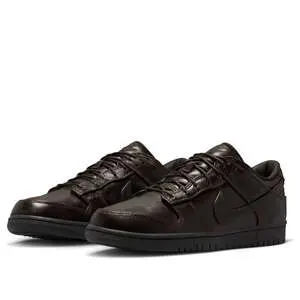 Nike Dunk Low - Brown