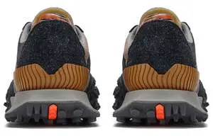 NEW BALANCE Xc-72 'chinese New Year' Low Top Sneakers - Black/khaki