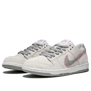 Nike Zoom Dunk Low Pro - White