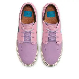 Nike Janoski+ Sneakers