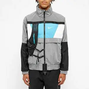 Nike Ispa Series 3m Reflective Zipper Pocket Jacket