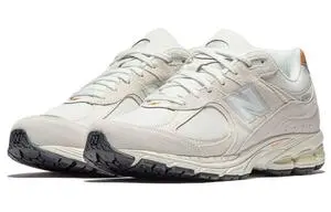 NEW BALANCE 2002r "reflection Sepia" Sneakers - Cream