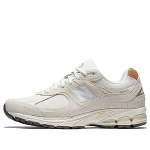 NEW BALANCE New Balance 2002R "Reflection Sepia" Sneakers Cream