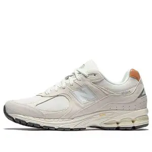 NEW BALANCE 2002r "reflection Sepia" Sneakers - Cream
