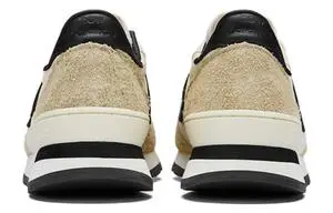 NEW BALANCE Teddy Santis X 990v1 Made In Usa Sneakers - Creamyellow
