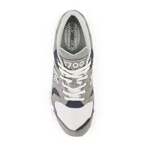 NEW BALANCE 1700 Sneakers - Gray