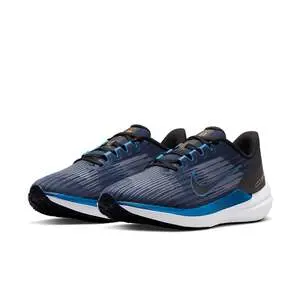 Nike Zoom Winflo Athletic Sneakers
