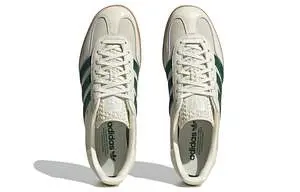 Adidas Gazelle Sneakers - White/cream