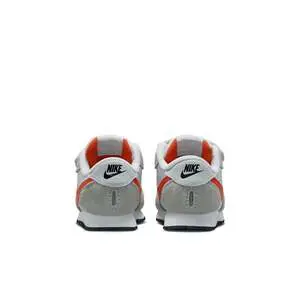Nike Md Valiant Low Top Sneakers