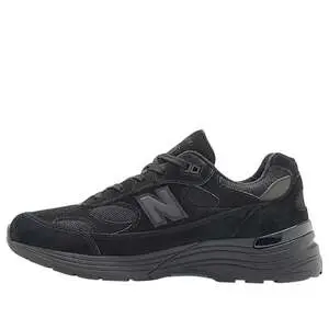 NEW BALANCE 992 Sneakers - Black