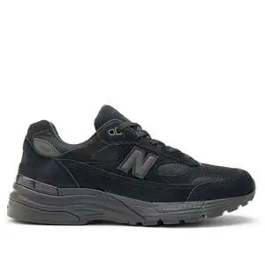 NEW BALANCE 992 Sneakers - Black