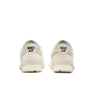 Nike Pegasus 83 Premium Sneakers - White/green