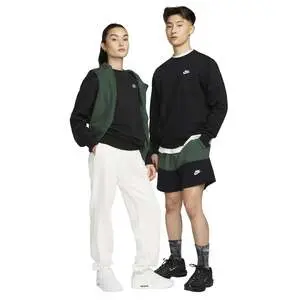 Nike Club Fleece Round Neck Pullover