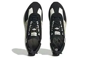 Adidas Retropy E5 Low Top Sneakers - Black/white