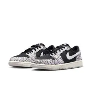 JORDAN 1 Retro Low Og "black Cement - Black/muslin/tech Grey