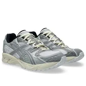Asics Gel-nimbus .1 "min-nano" Sneakers - White/sheet Rock