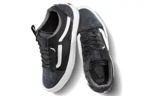 VANS Old Skool Cap Regrind Sneakers