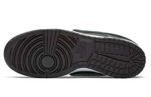 Nike X Diamond Supply Co. Sb Dunk Low Pro 'black Diamond