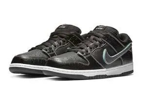 Nike X Diamond Supply Co. Sb Dunk Low Pro 'black Diamond