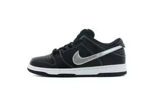 Nike X Diamond Supply Co. Sb Dunk Low Pro 'black Diamond - Black/chrome