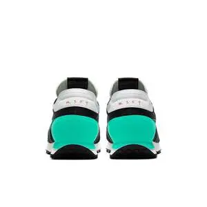Nike Daybreak-type Sneakers - Black/summit White/anthracite