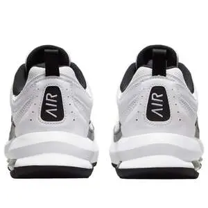 Nike Max Ap Sneakers - Black/white