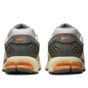 Nike Zoom Vomero 5 "copper Moon - Phantom/flat Pewter/copper Moon