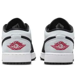 JORDAN 1 Low Se 'panda Toe' Sneakers