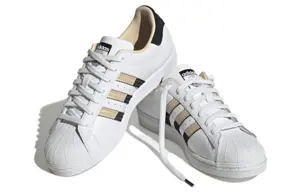 Adidas Originals Superstar Sneakers - White/sand/black