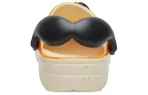 CROCS X Pringles Classic Clog - Orange/red
