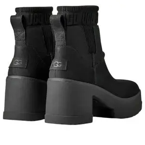 UGG Moxy Chelsea Boot - Black