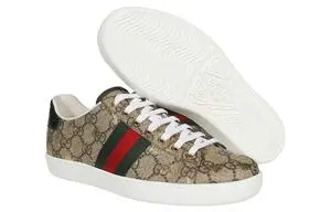 Gucci Ace Gg Supreme Bees Low Top Sneakers - Beige/ebony