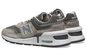 NEW BALANCE 997 "day 2019 Encap Reveal" Sneakers - Grey