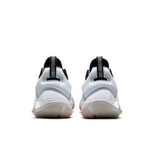 Nike Giannis Immortality Sneakers