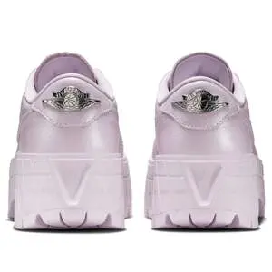 JORDAN 1 Brooklyn Low Platform Sneakers - Doll/metallic Silver