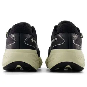 NEW BALANCE Fresh Foam X 880v15 Gore-tex Athletic Sneakers
