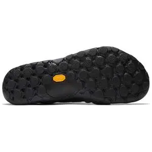 NEW BALANCE X Issey Miyake Collaboration Sneakers - Black
