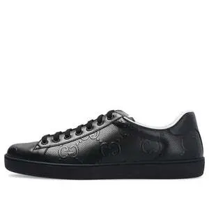 Gucci Ace Low Top Sneakers With Embossed Gg Logo - Black