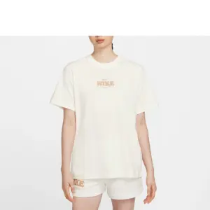 Nike Essentials T-shirt - Beige