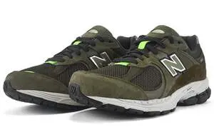 NEW BALANCE 2002r Sneakers - Army Green