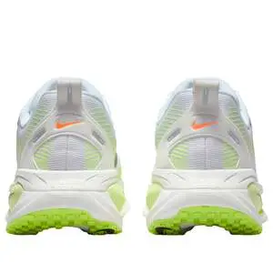 Nike Zoom Vomero 18 Sneakers