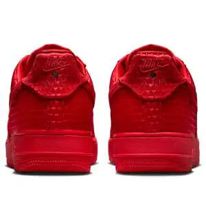 Nike Force 1 Retro Low Top Sneakers