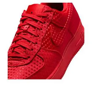 Nike Force 1 Retro Low Top Sneakers