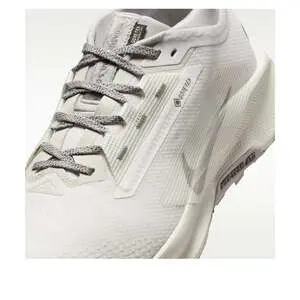 Nike Pegasus Trail Gore-tex Sneakers